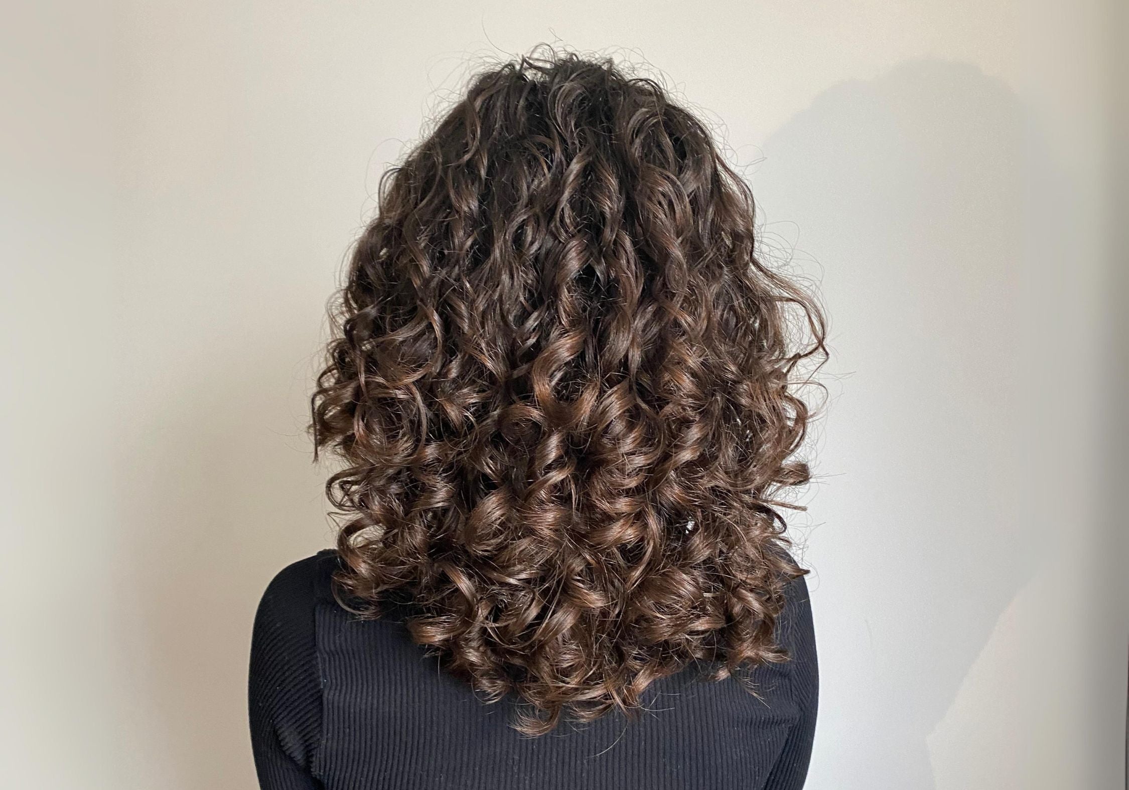 Best Kept Secrets To Reduce Frizz & Get Gorgeous Curls – Boucles Project